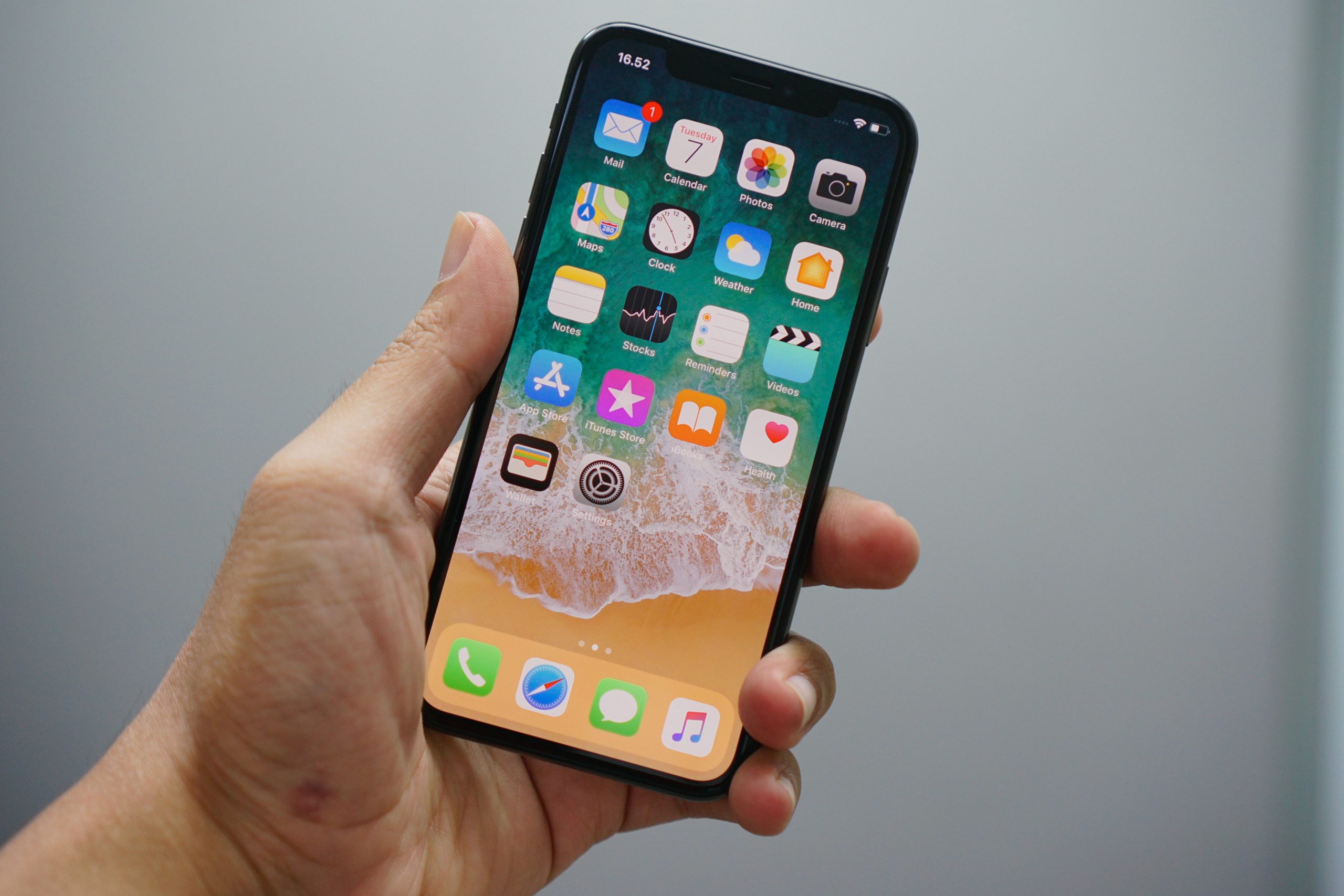 10+ Essential Phone Apps for Life in France - Américaine in France